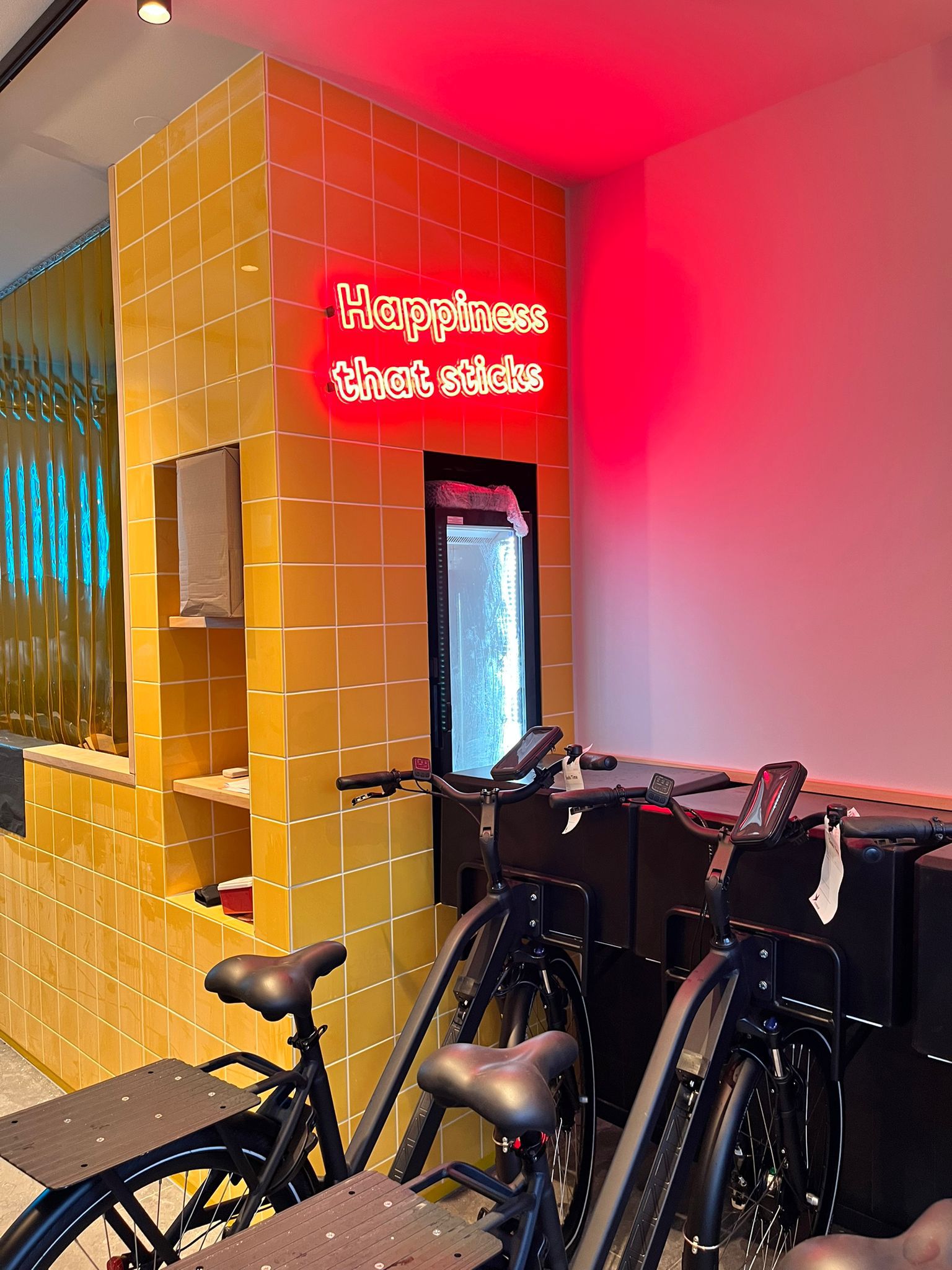 Neon Express X SushiTime: "Neon Express verzorgt de rebranding van ...